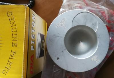 China Mitsubishi 6D15T Piston ME032870 ME032593 for sale