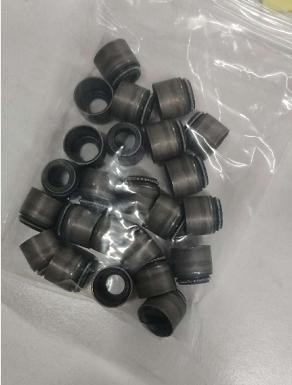 China HINO W04D  Valve stem seal 13719-1020 for sale