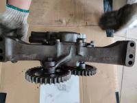 China Mitsubishi S6R S12R Oil Pump 170MM Standard Size 15kg Set OEM 37545-00000 for Industrial Engines for sale