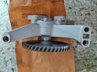 China Me074345 6D16 Mitsubishi Heavy Industries Spare Parts Oil Pump For Sk320 Sk330 for sale