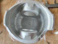 China 6D14 Excavator Engine Piston ME072048 ME032743 ME072047 for Hitachi HD800-7 HD770 Models for sale