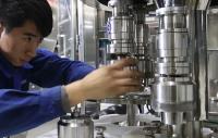 China Automatic Shampoo Capping Machine for sale