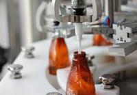 China 4 Heads Plastic Shampoo Bottle Filling Capping And Labeling Machine for sale