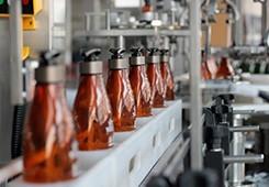 China 4 Heads Plastic Shampoo Bottle Filling Capping And Labeling Machine for sale