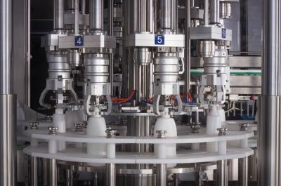 China Maximum 2500 Bottles / Hours Multi Heads Filling Capping Machine for sale