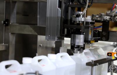 China Medical Disinfectant Fluid Filling Capping Machine for sale