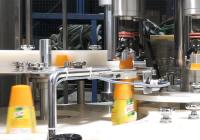 China 4000W Chicken Juice Bottle Servo Capping Equipment for sale