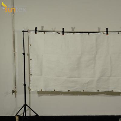 China Custom Safety Emergency Silica Welding Fire Retardant Insulation Fiberglass Fireproof Blanket for sale