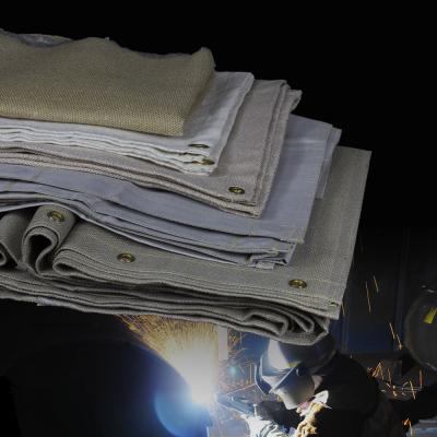 China Fiberglass Welding Blanket Fireproof Heat Resistant 550C Industrial for sale