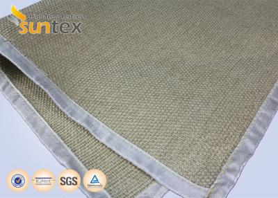 China Crowfoot Silica High Temperature Fiberglass Cloth 36OZ For Heavy Duty Welding Curtain for sale
