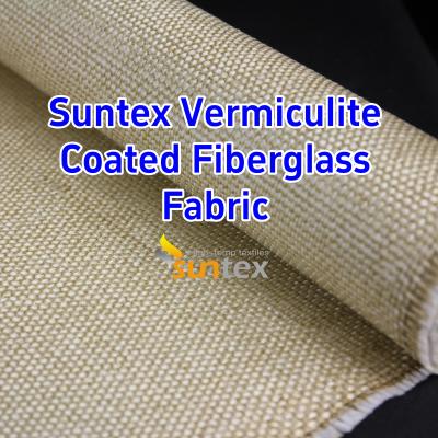 China 750℃ Temperature Resistance Vermiculite Coated Fiberglass Cloth with 1070gsm Heavy Weight and Excellent Abrasion Resistance for Welding Blanket for sale