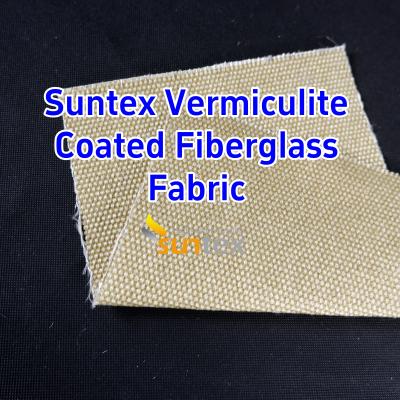 China 750℃ Temperature Resistance 1070gsm Heavy Weight Vermiculite Coated High Silica Fiberglass Fabric with Excellent Abrasion Resistance for Welding Blankets for sale