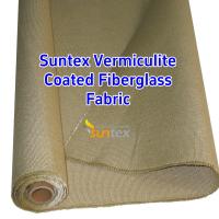 China 750℃ Temperature Resistance Vermiculite Coated Fiberglass Fabric with Excellent Abrasion Resistance and 1070gsm Heavy Weight for sale
