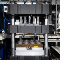 China High Speed Full Servo Thermoforming Machine DH680 for sale