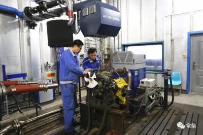 China SLH-1000 4500rpm 0.5%FS Dynamic Test Equipment for sale