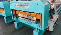 China Portable High Precision Corrugated Sheet Forming Machine with PLC Touch Screen Control for Roof Panels for sale