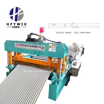 China Automatic 690mm Effective Width Corrugated Roofing Machine with PLC Touch Screen Control and Servo Flying Cut for sale