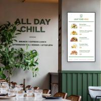 China 43 50 Inch Wall Mounted LCD Digital Signage Display Digital Menu Board for sale
