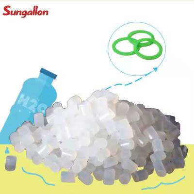 China Granules Thermoplastic Elastomer Material Soft Rubber Gasket TPE Compound for sale