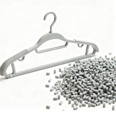China Reliable Scratch-Resistant TPE/TPR Granules-Ideal for Hanger Overmolding (Suitable for Hanger Manufacturers) for sale