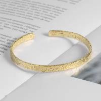 China 18K Yellow Solid Gold Hammered Open Cuff Bracelet with Custom Logo - 75% Pure Gold Vintage Bangle for Women for sale