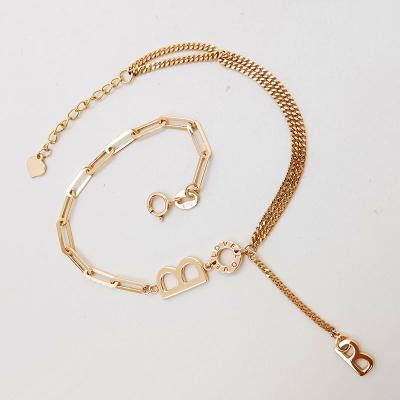 China Elegant Mini Gold Pendant Necklace Set with 15-20mm Pendant and 40-45cm Adjustable Chain for sale