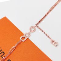 China Elegant Mini Gold Pendant Necklace Set with 15-20mm Pendant and 40-45cm Adjustable Chain for sale