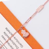 China 18kt Yellow Gold Mini Pendant Necklace - 75% Pure Gold Elegant Jewelry for Everyday Wear for sale