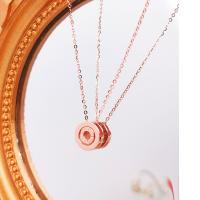 China Classic Mini Gold Pendant Necklace with Chain for sale