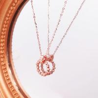 China 18K Forward Mini Gold Pendant Necklace Ensemble 45cm Chain Length for sale