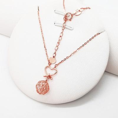 China 18kt Gold Mini Pendant Necklace - Elegant Compact Jewelry with Premium Gold Construction for sale