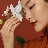 China Delicate 18K Gold Rings for Women and Girls - 75% Pure Gold Content with Premium Craftsmanship for sale