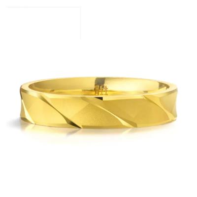 China Chic Plain Gold Rings for Women - Premium Gold Alloy Jewelry with Multiple Sizes Available for sale