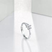 China 18K Gold Rings for Women - 75% Pure Gold Content with Elegant Feminine Designs and Premium Craftsmanship for sale