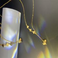 China Modern 18kt Yellow Gold Pendant Necklace 750/1000 Pure Gold Content Contemporary Design for sale