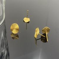 China Petite 18K Gold Plumeria Earrings - 15-20mm Floral Design with 750/1000 Gold Purity for sale