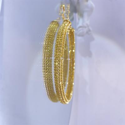 China Chic Small Gold Plumeria Earrings 25mm x 15mm with 2.5g Lightweight Design for Everyday Wear for sale