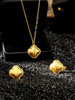 China Four-Leaf Clover 24K Gold Pendant Jewelry with Lobster Clasp - IGI Certified 99.9% Pure Gold for sale