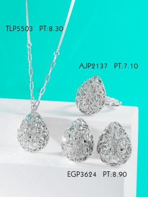 China AU750 Platinum Water Droplet Jewelry Set with IGI Certification - Necklace, Rings & Earrings 95% Pure for sale