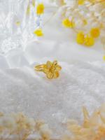 China 18K Gold Custom Flower Pendant Rings Earrings Christmas Gift Jewelry Unisex 75% Gold for sale