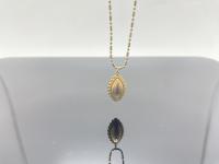 China 18K Gold Christmas Gift Necklace Pendant - 75% Gold Content with IGI Certification and Custom Design Options for sale