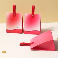 China Custom Color Accepted Christmas Kraft Paper Gift Bag with Customized Logo and Color for sale