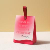 China Custom Color Accepted Christmas Kraft Paper Gift Bag with Customized Logo and Color for sale
