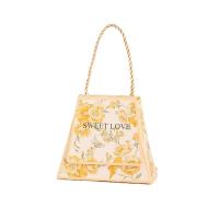 China Christmas Square Shopping Candy Logo Printed Paper Bags Custom Order and Shopping Bag for sale