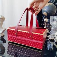 China Drawstring Sealing Gift Package Custom Logo Paper Bag for Luxury Gifts for sale