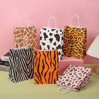 China Custom Color Leopard Print Kraft Paper Striped Cartoon Party Reception Paper Gift Bag for sale
