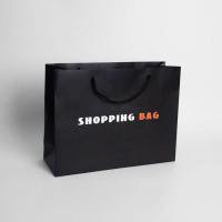 China Customized Handmade Large Portable Fashion Shopping Paper Gift Rectangular Green Bag for sale