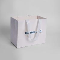 China CMYK Partone Shopping Gift Bag for Custom Design 250 Gsm Art Paper Clothes Packaging for sale