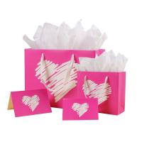 China Custom Order Luxury Pink Heart Gift Jewelry Shopping Paper Bag for Valentine's Day for sale