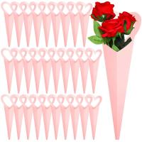 China Handmade Custom Heart Bouquet Floral Arrangement Packaging Kraft Paper Box Bag for Flower for sale